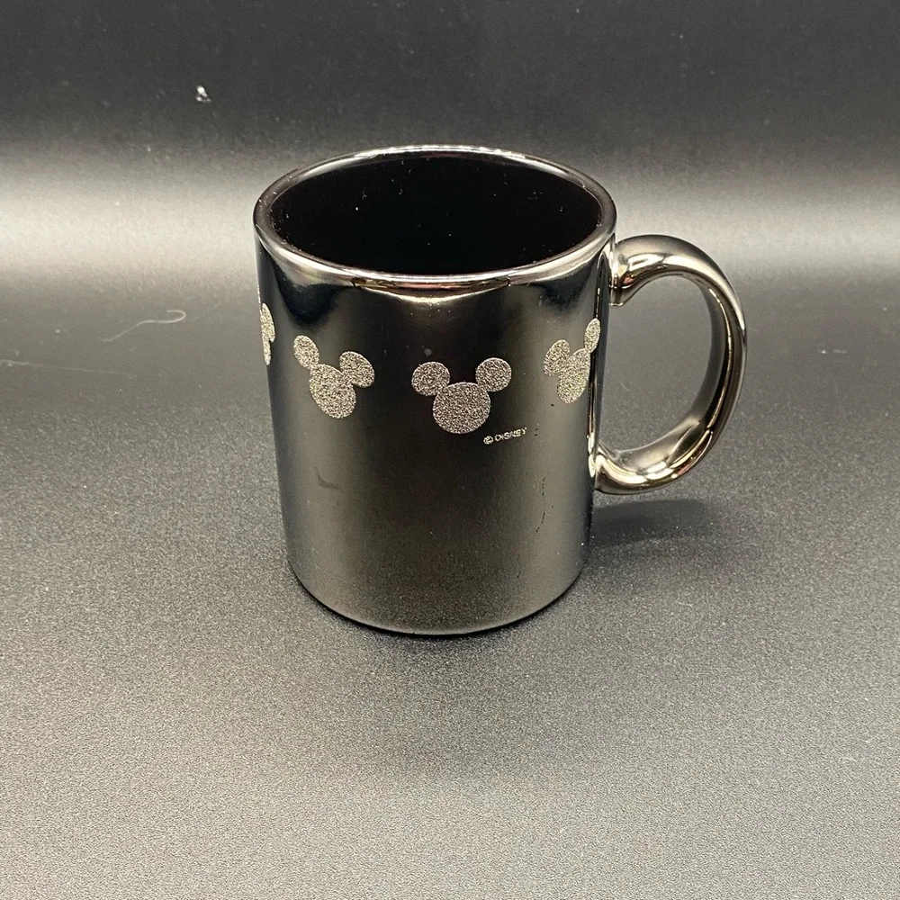 Disney | Dining | Disney Silver Glitter Mickey Mouse Shiny Black Chrome ...